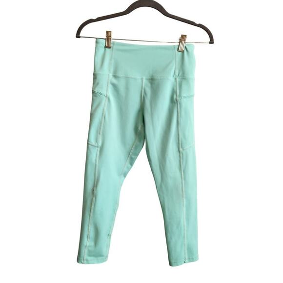ZYIA | Pants & Jumpsuits | Zyia Active Capri Length Mint Green Leggings ...